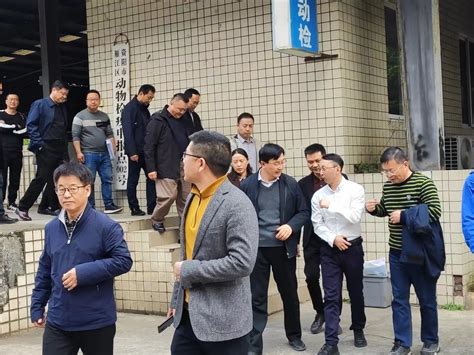 国家农业农村部调研组、中国兽医药品监察所副所长张存帅一行到公司调研四川永鑫农牧集团股份有限公司