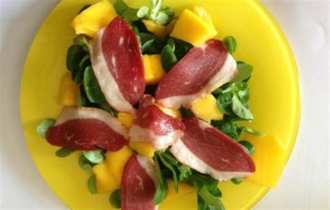 Salade Au Magret De Canard Et Mangue Recette De Salade Au Magret De Canard Et Mangue Marmiton