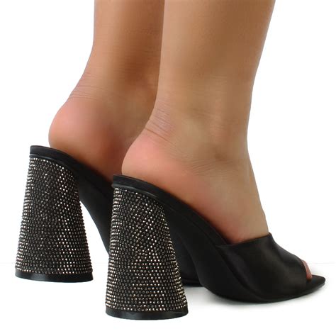 LILIANA Manela 1 Rhinestone Heel MANELA 1 BLK Shiekh