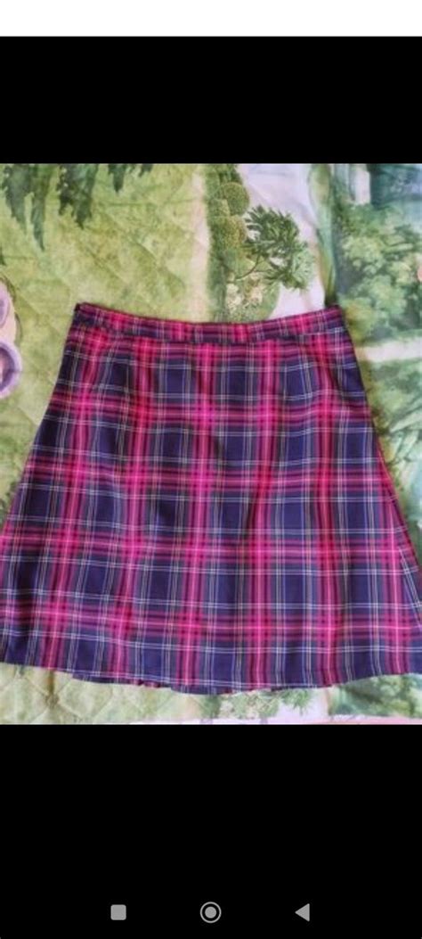 Пола за момиче към ученическа униформа гр София Военна рампа • Olxbg