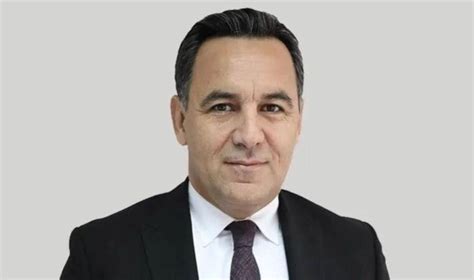 Gazeteci Deniz Zeyrek kimdir Deniz Zeyrek kaç yaşında nereli Son