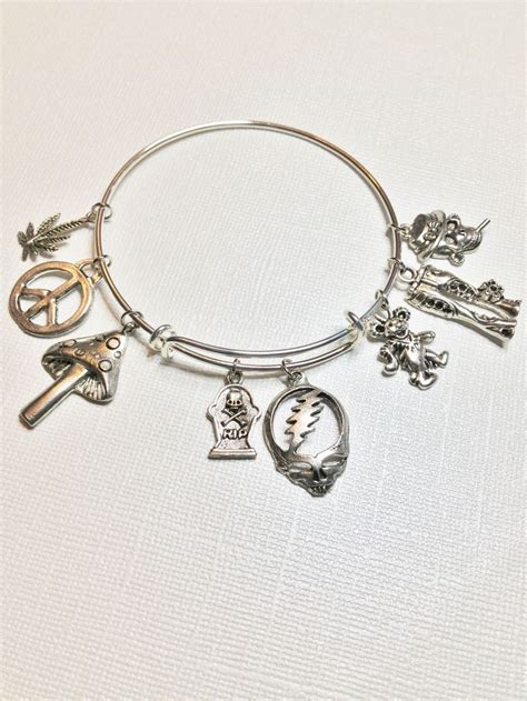 This Adjustable Grateful Dead Theme Bangle Is Loaded With 8 Deadhead