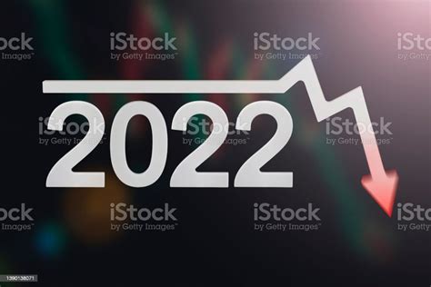 위기 2022 회사의 분기별 또는 연례 보고서 차트의 경제 불황 하락하는 차트와 달러 기호를 가리키는 차트 화살표 2022년에 대한 스톡 사진 및 기타 이미지 Istock