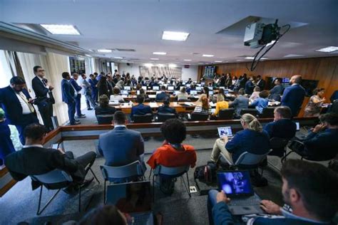 Ccj Do Senado Aprova Pec Das Drogas Em Reação A Julgamento No Stf