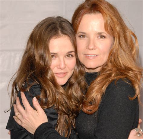 Zoey Deutch Galavante Travel Lifestyle