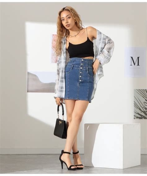 Latina（ラティーナ）の「ハイウエストデニムミニスカート（デニムスカート）」 Wear