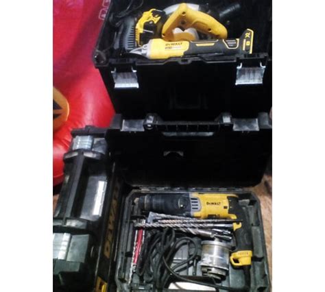 Перфоратор DEWALT D 25143 K - выгодная цена, отзывы, характеристики, 2 ...