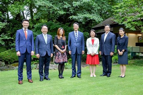 海江田万里さんのインスタグラム写真 海江田万里instagram「香港特別行政区政府駐東京経済貿易代表部アウ首席代表、ファン次席代表を