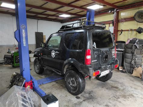 Замена сальника полуоси (задний левый) — Suzuki Jimny (1G), 1,3 л, 2009 ...