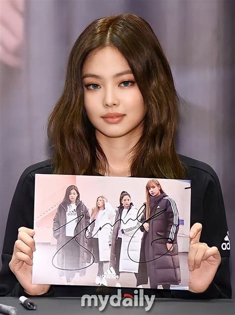 Concert Hairstyles Pink Tour Woolen Dresses Blackpink Poster Model