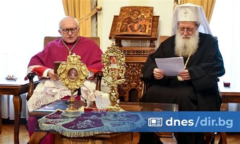 27 февруари 2020 г Патриарх Неофит приема дарените от Папа Франциск мощи на свети Климент и