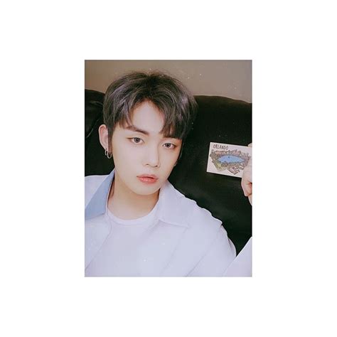 TOMORROW X TOGETHER OFFICIAL on Instagram YEONJUN rec in Orlando YEONJUNrec 투모로우바이투게더 TXT