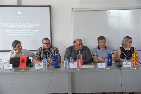 Дебата за Стратегијата „Едно општество“ во Државниот Тетовски Универзитет Граѓаните да уживаат