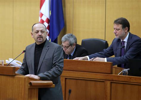 Lovrinović Hrvatskoj Prijeti Potencijalna Nova Vojska Blokiranih