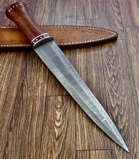 Authentic Seax Knives Handcrafted With Care Vikingshields Authentic Seax Knives Handcrafted With Care Vikingshields