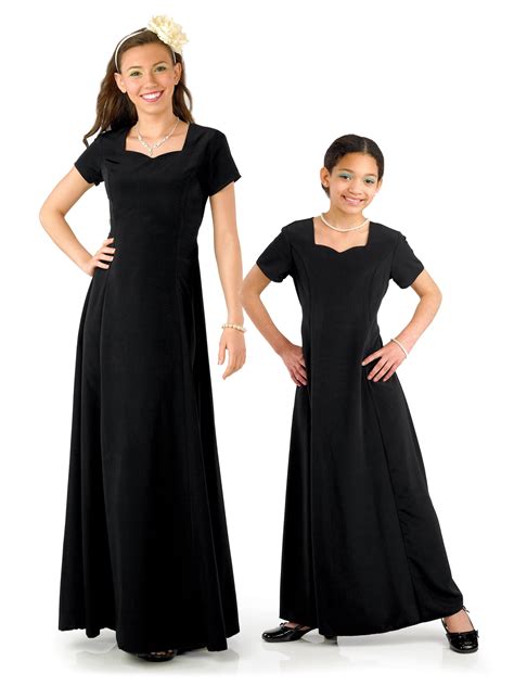 Denise Style 103 Sweetheart Neck Short Sleeve Dress Cousins