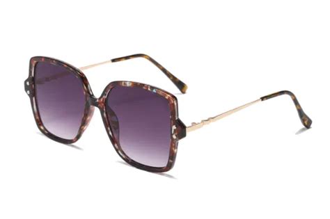 Fashion Trending Oversized Frame Metal Temple Recycled Pc Polarized
