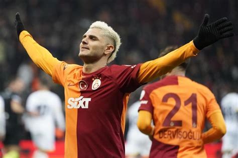 Galatasaray amansız takipte maçlık yenilmezlik serisi