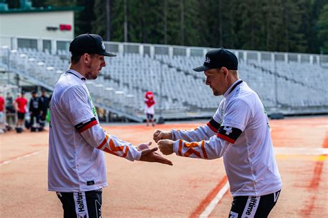 Hae Mediavastaavaksi Manse PP N Riveihin Manse PP Tamperelainen