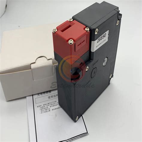 One New Omron D4nl 1hfa B Guard Lock Safety Door Switch Ebay