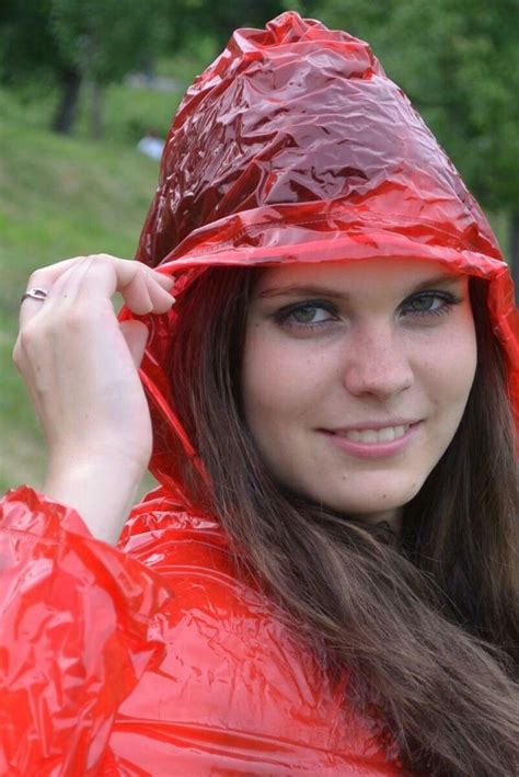 Pin By David David On Hooded Rainwear Rain Fashion Rainwear Girl