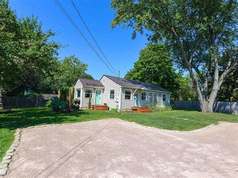 382 Queen City Park Road South Burlington Vt 05403 Zillow