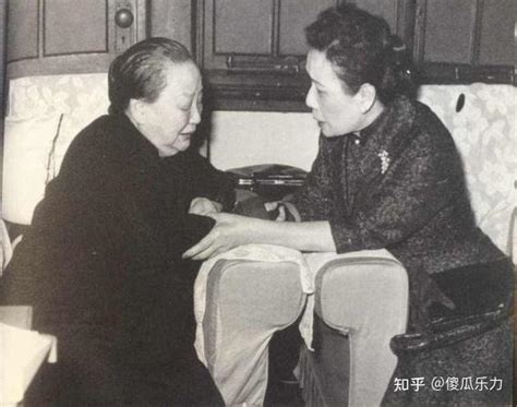 从宋美龄看望胡适遗孀江冬秀的照片说开去 知乎