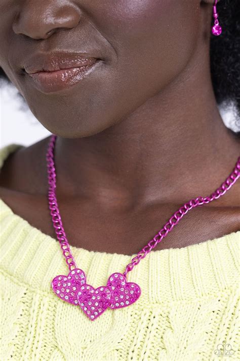 Paparazzi Necklace ~ Low Key Lovestruck Pink Paparazzi Jewelry