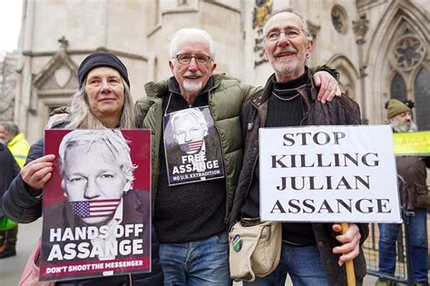 ‘ithaka Documenting The Fight To Free Julian Assange Green Left