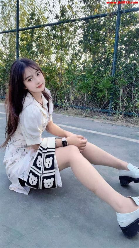 幼齒學生妹甜美類型加賴688293【泡芙 161cm45kgc19歲】 台妹 青澀 清純 青春 鄰家女孩 初次下海 買二送二