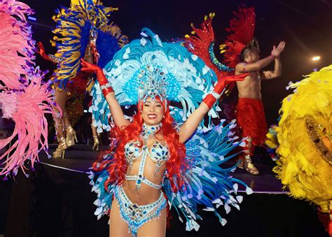 Brazilian Samba Dancers Show Tropicalia Brazilian Samba Dancers Show