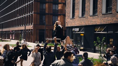 Фото Алиса в Стране чудес Кадр со съемок фильма «Алиса в Стране чудес 2025 4143711