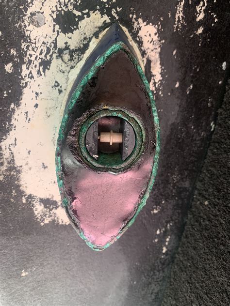 Does Anyone Recognize This Thru Hull Transducer The Hull Truth Boating And Fishing Forum