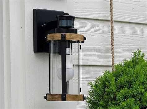 9 Best Motion Sensor Light Socket Outdoor For 2024 Storables