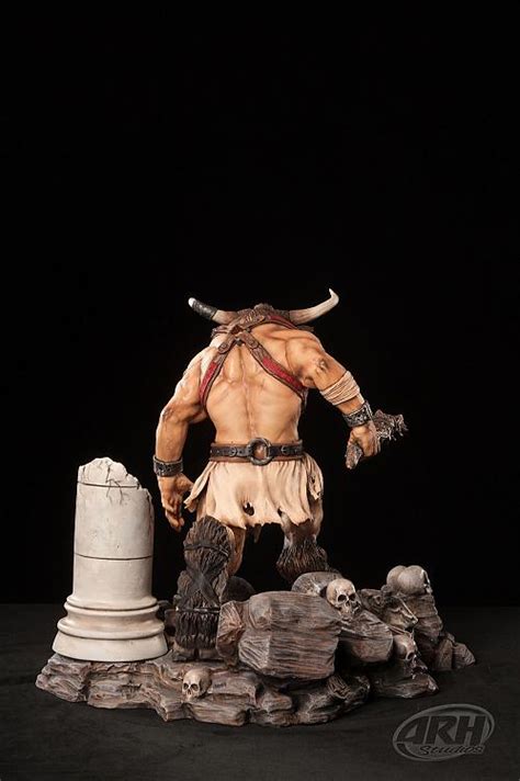 ARH STUDIOS STATUE MINOTAURUS 2 Archonia