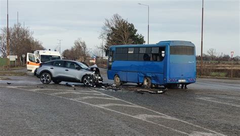 19 годишна шофьорка се вряза в автобус с пътници на „Струма“ Lupa Bg