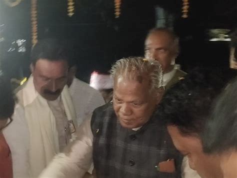 जीतन राम मांझी ने कहा मेरे बेटे को Cm बनाएं पढ़ा लिखा भी है Livecities