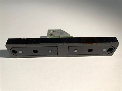 left sipm module showing the 4 square sipms right sipm module top