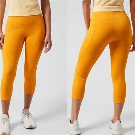 Athleta Women Ultimate Stash Ii Capri Size Xl Gem
