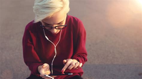 How Speech Communication Devices Can Foster Acceptance And Respect