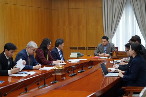 Малчдын зээлийн эргэн төлөлтийг 6 дугаар сар хүртэл хойшлуулахаар зөвшилцөлд хүрлээ