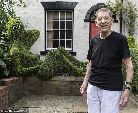I Cut The Hedge Outside My Home Into The Shape Of A Naked Lady But Drunk People Keep