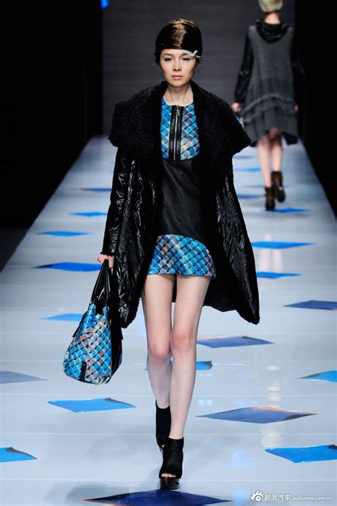 刘彤彤图片模特图库新浪汽车新浪网