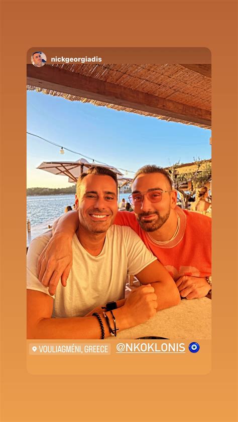 Κατερίνα Καινούργιου Για θαλασσινά στην Αθηναϊκή Ριβιέρα με τον Νίκο