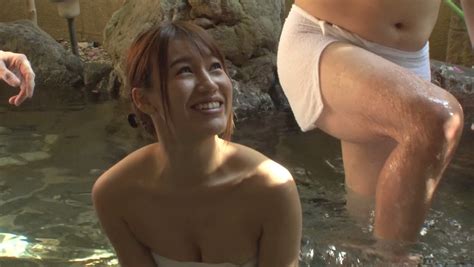 夫婦で一緒に男湯へ！究極の寝取られミッションで試される2人の絆！自慢の巨乳妻が旦那の目の前で見知らぬ男性客と生ハメsex出来たら100万円！ 2 ～複数デカチポ挿れっぱなし中出し合計12発