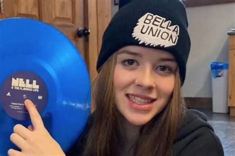 Nell Smith Musical Prodigy And Flaming Lips Collaborator Dies At 17