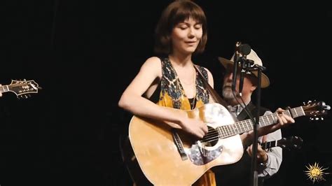 Bluegrass Cover Of Gentle On My Mind Molly Tuttle Molly Tuttle