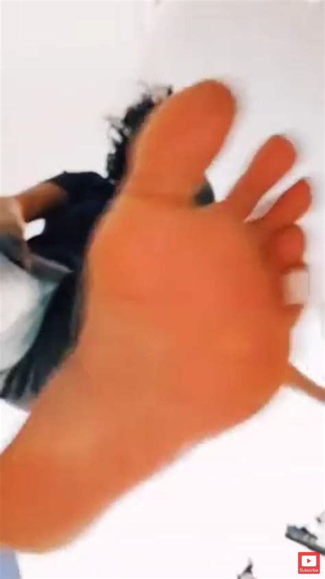 Rena Maliks Feet