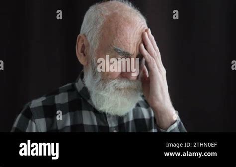 Dizzy Symptom Stock Videos And Footage Hd And 4k Video Clips Alamy