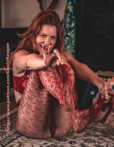 Picture Of Carrie Keagan